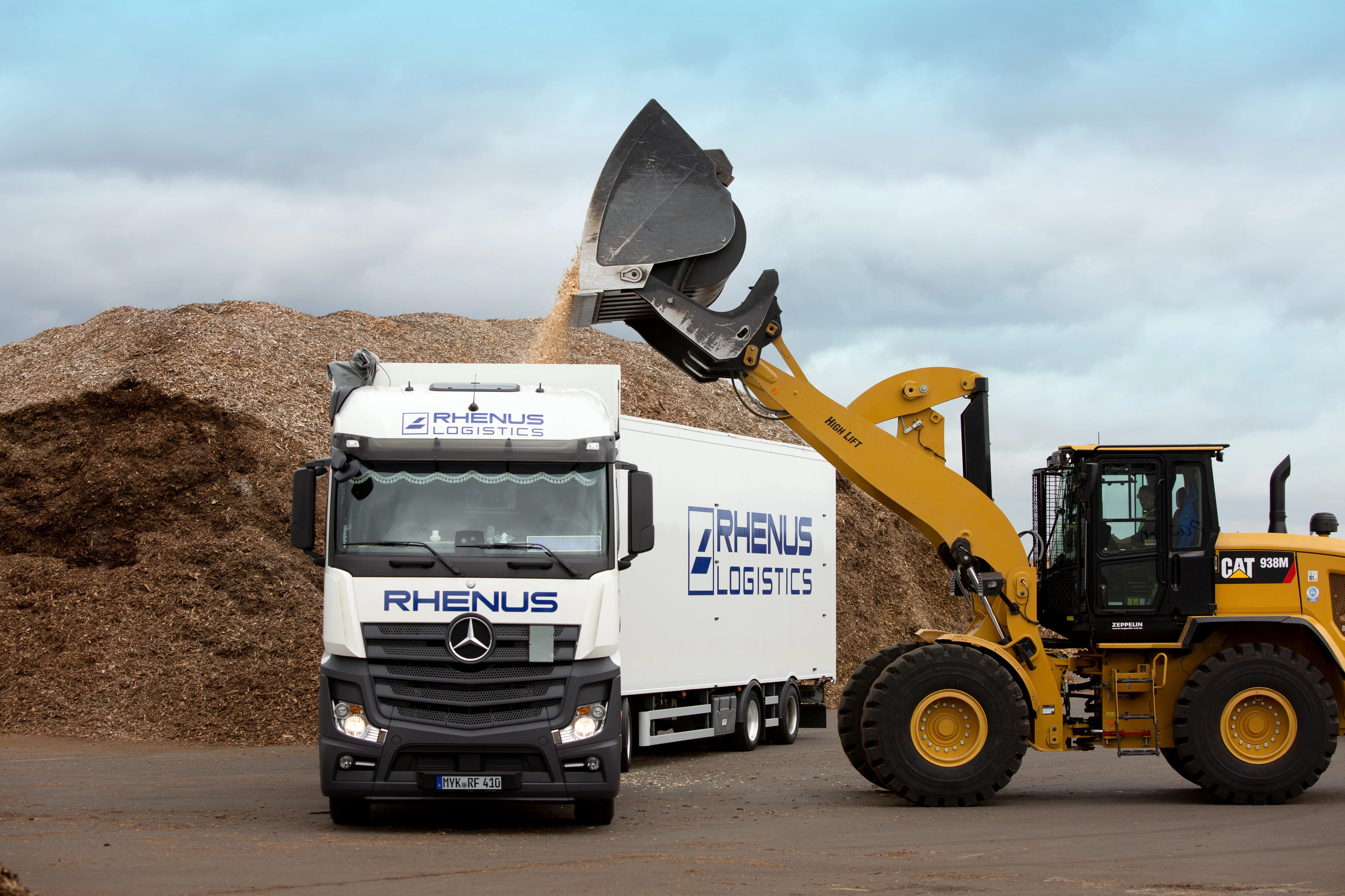 Forestry logistics for various wood products | Rhenus