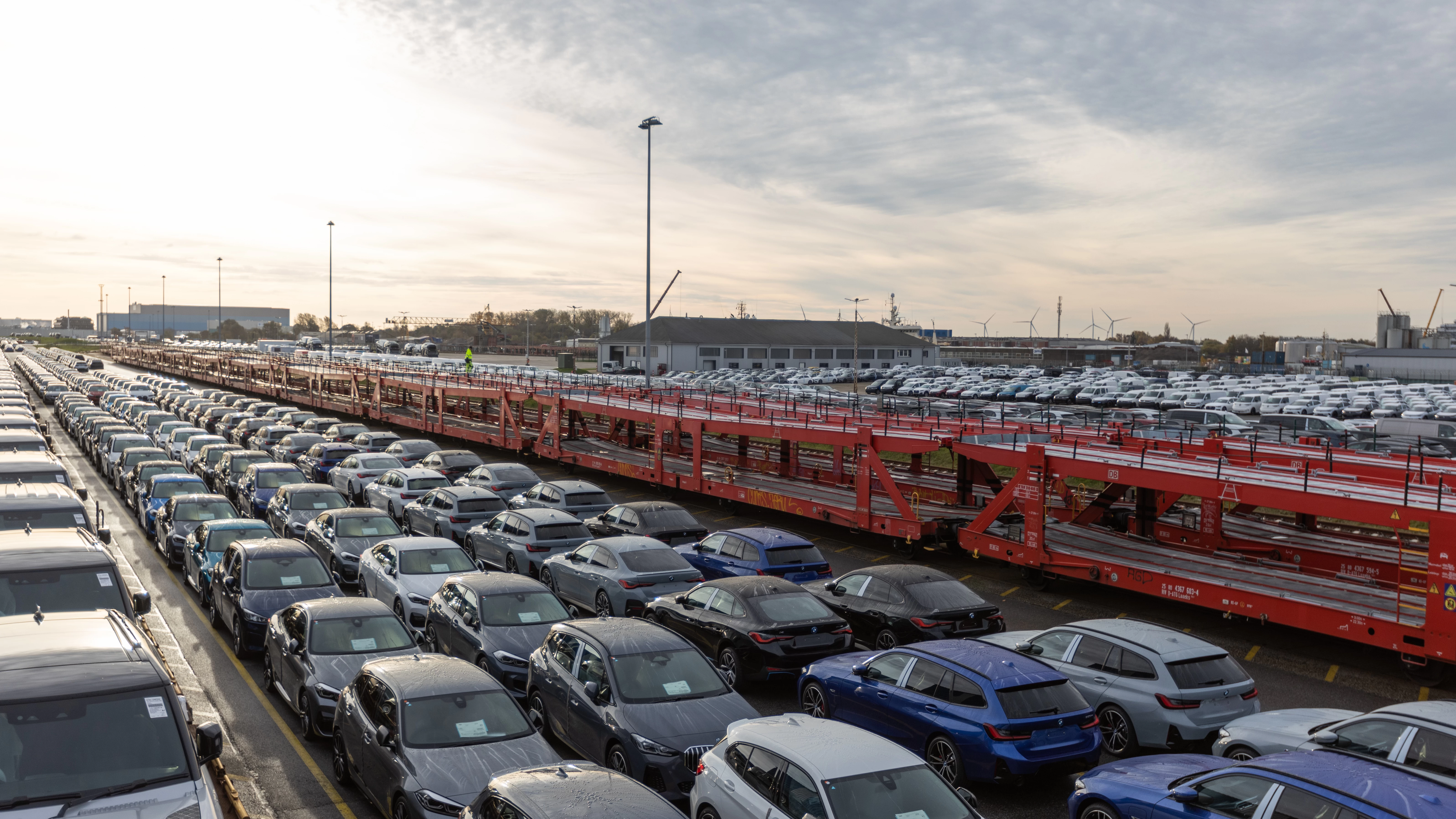 Port services in Europe's ports | Rhenus