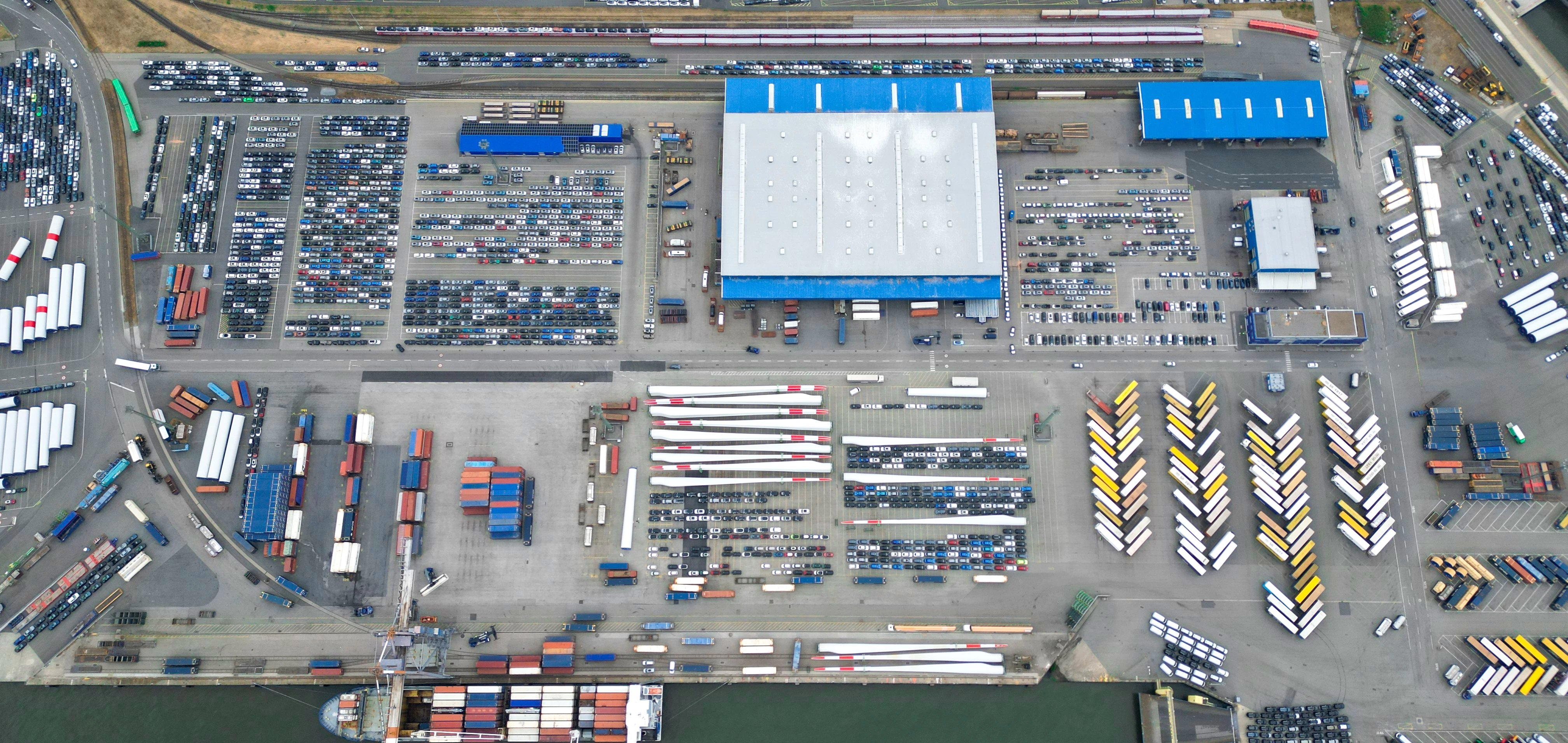 Port services in Europe's ports | Rhenus