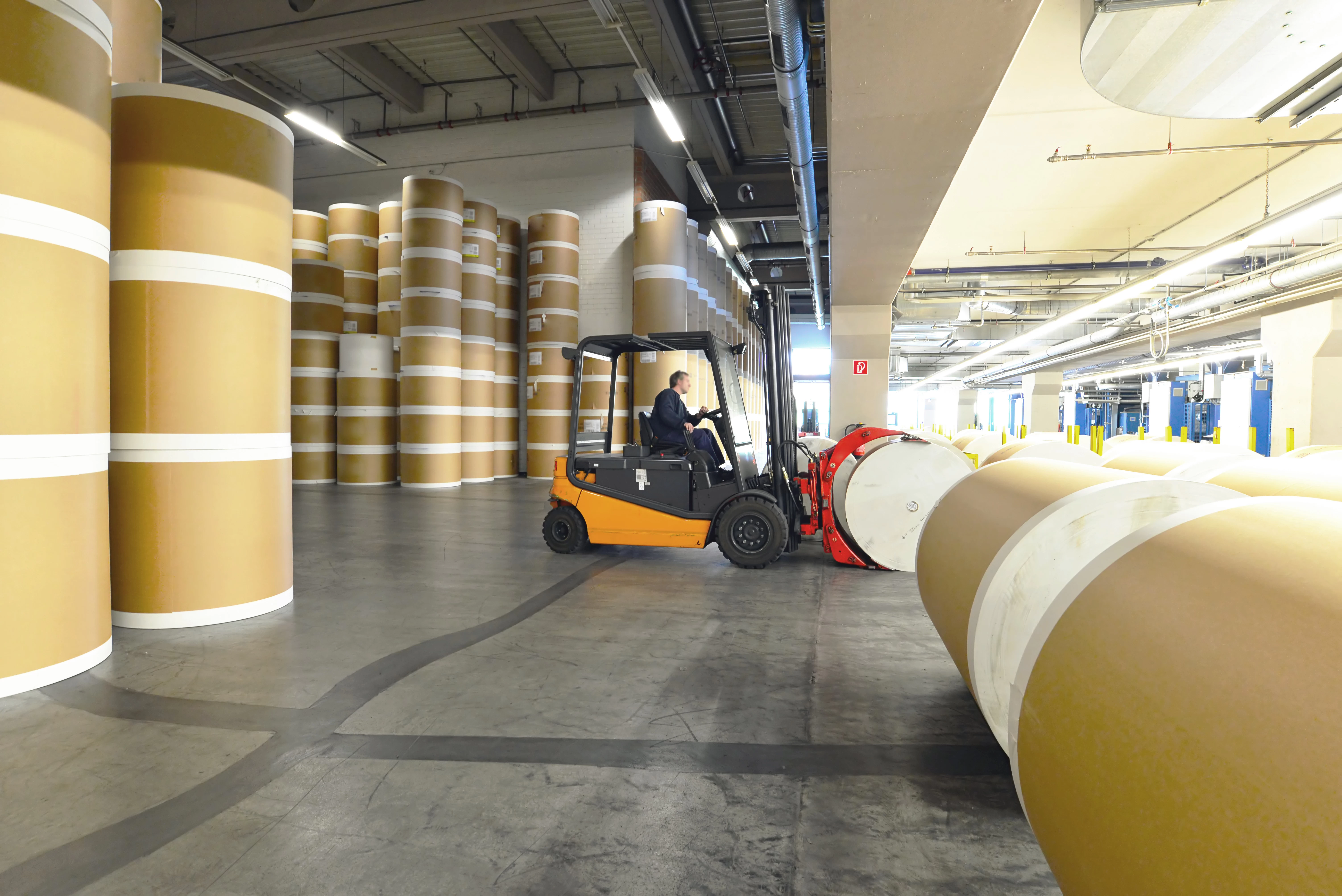 Port Logistics: Supply Chain Solutions | Rhenus Canada