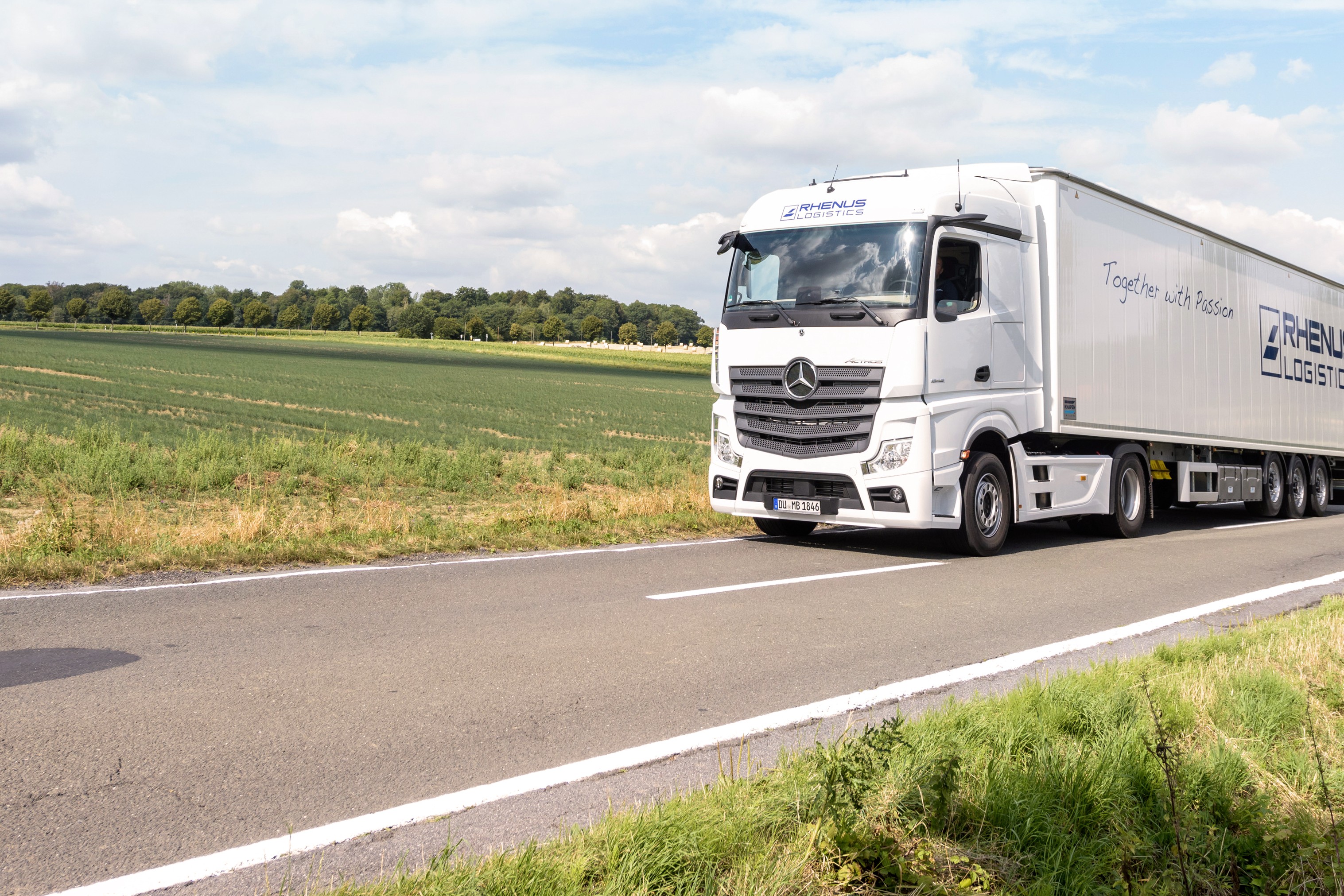 FTL Trucking – Full Truck Loads | Rhenus UK