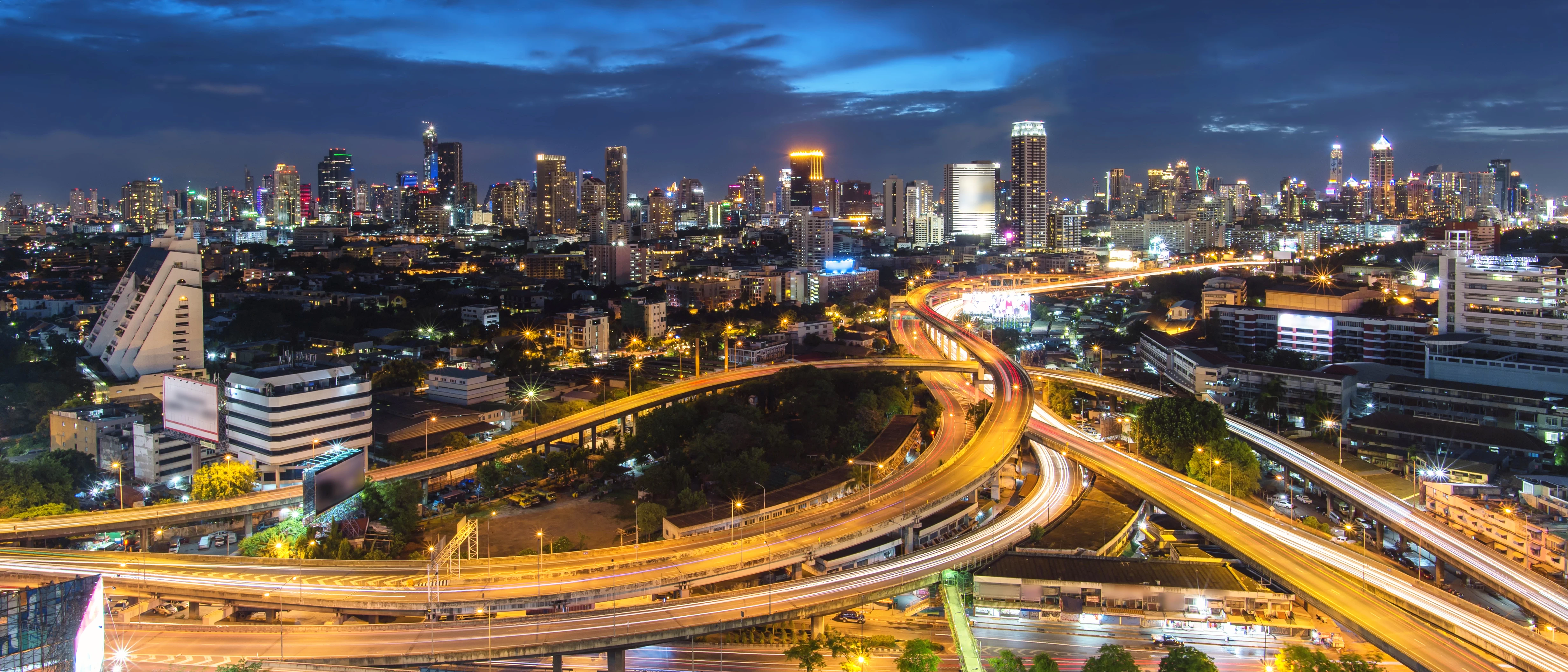 Transport drogowy – Transport samochodowy| Rhenus Polska