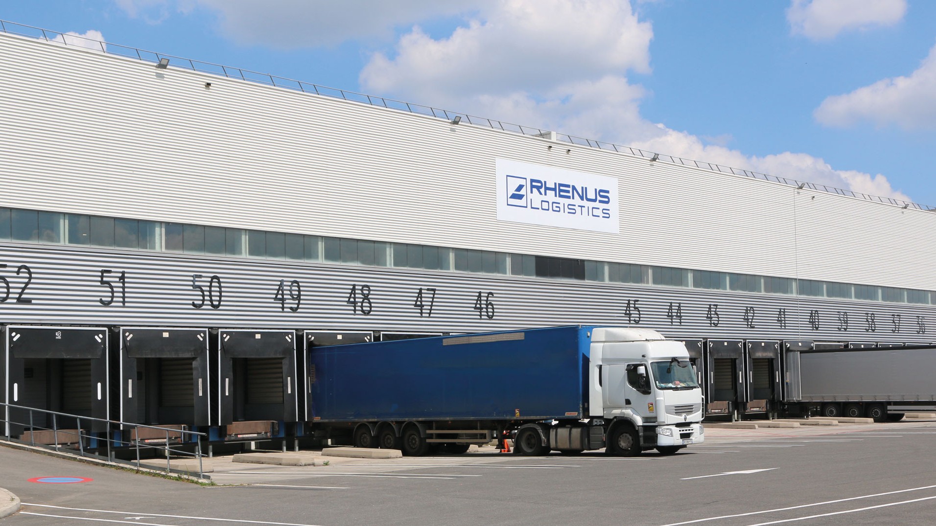 Rhenus Logistics - Your Logistics Provider | RHENUS Group