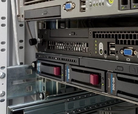 Professionele recycling van e-waste | Dockx Rhenus Archisafe