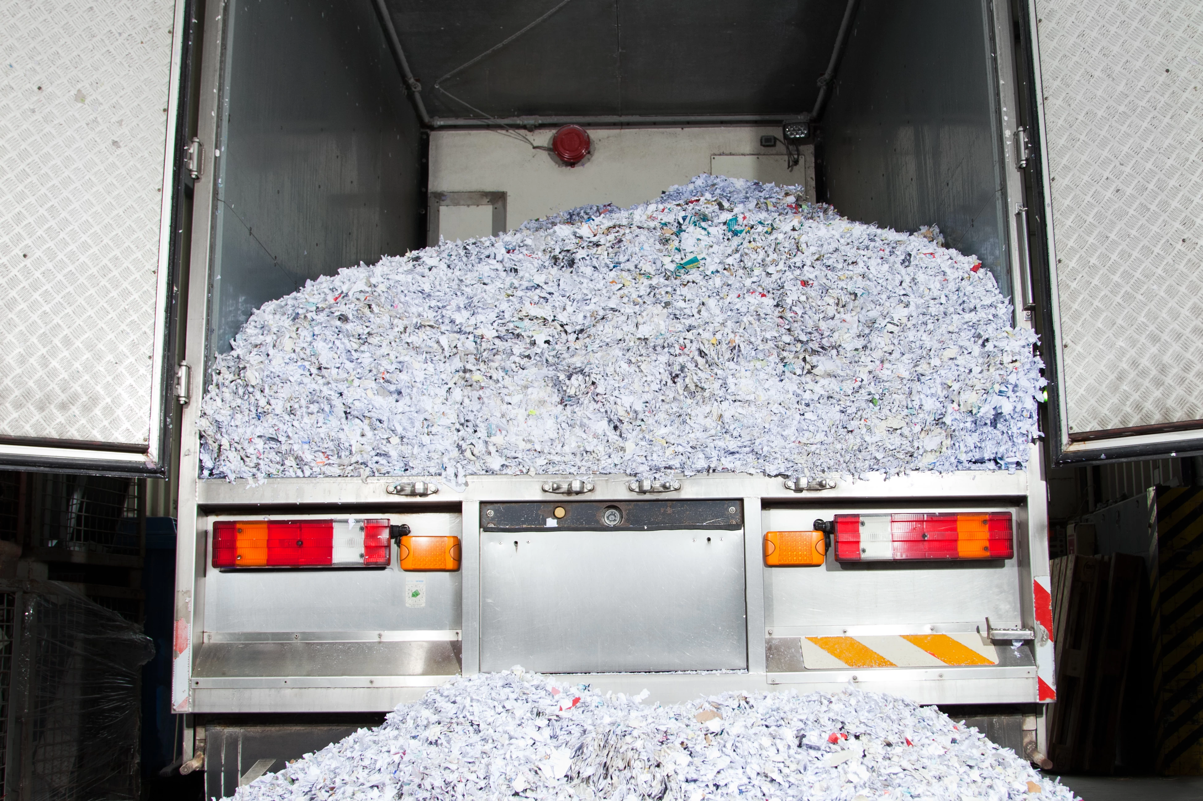 Veilige vernietiging van uw archief | Dockx Rhenus Archisafe