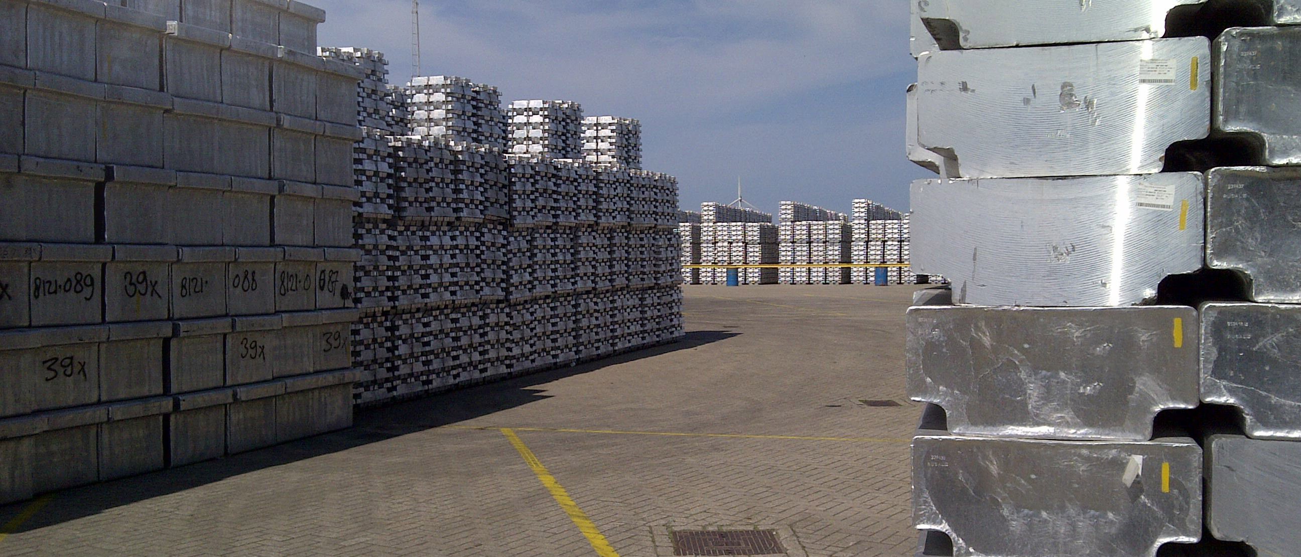 Freilager-Anlagen in den Rhenus-Häfen | RHENUS Group