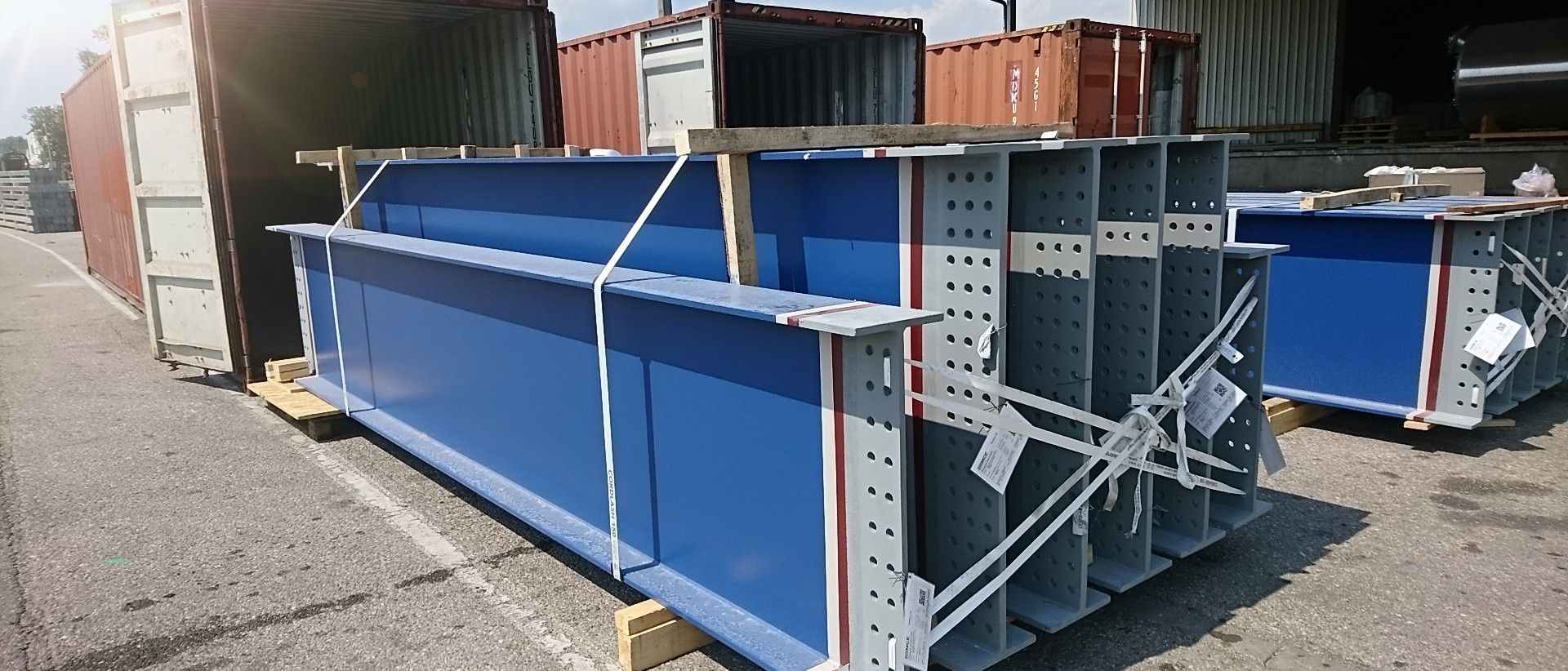 Container Be- & Entladung | Rhenus Schweiz