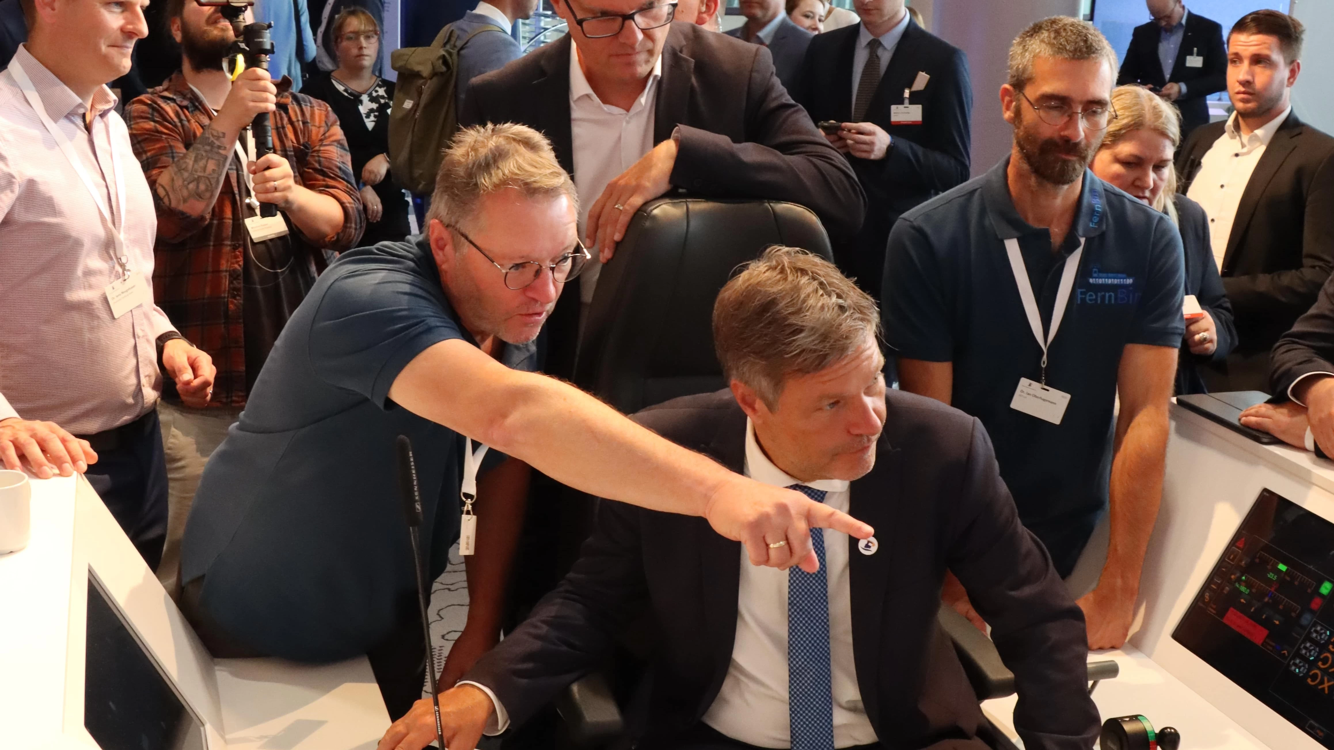 Rhenus presents a remote-controlled inland waterway vessel