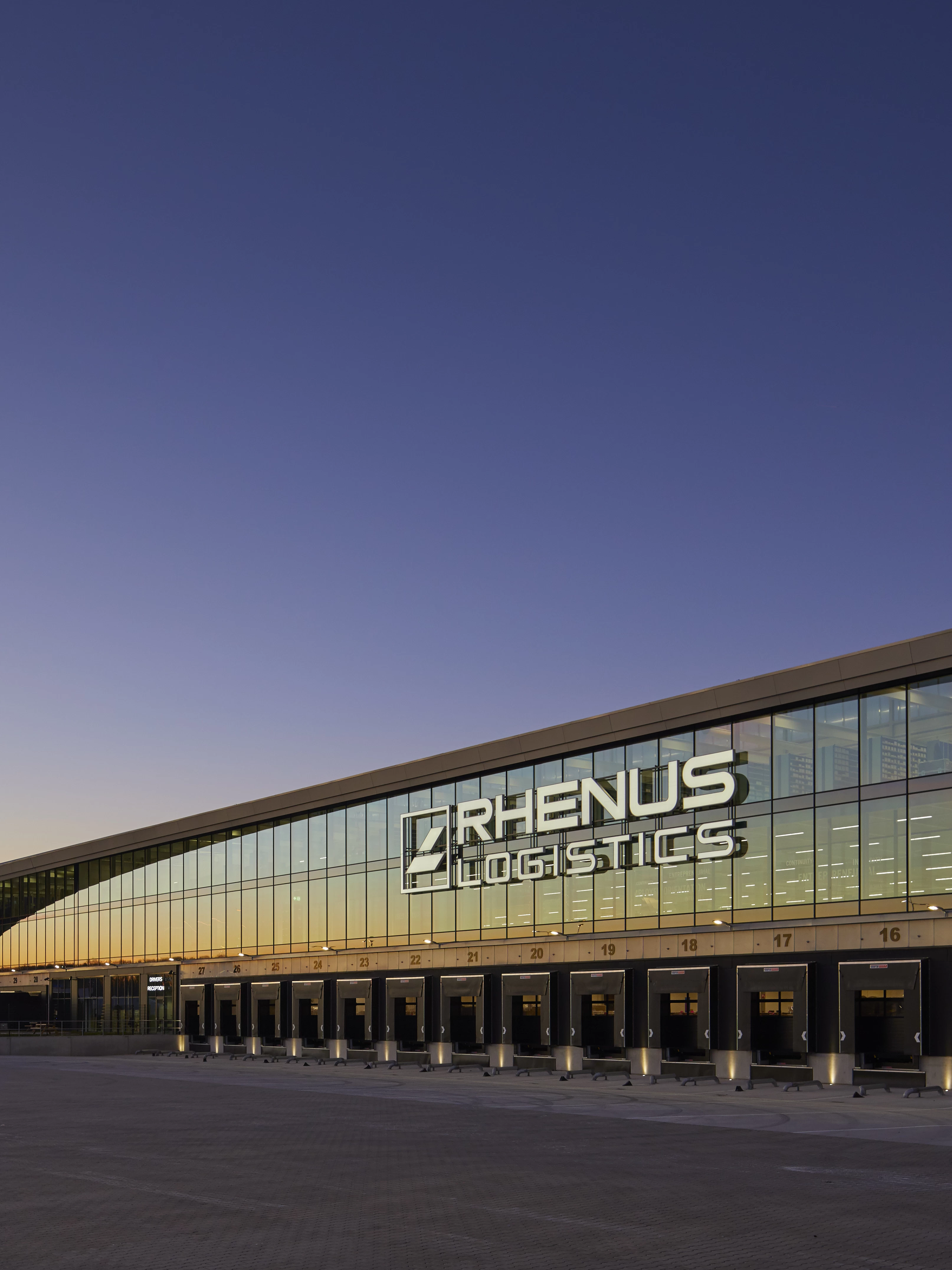 How design and innovation make Rhenus Warehousing in the Netherlands ...