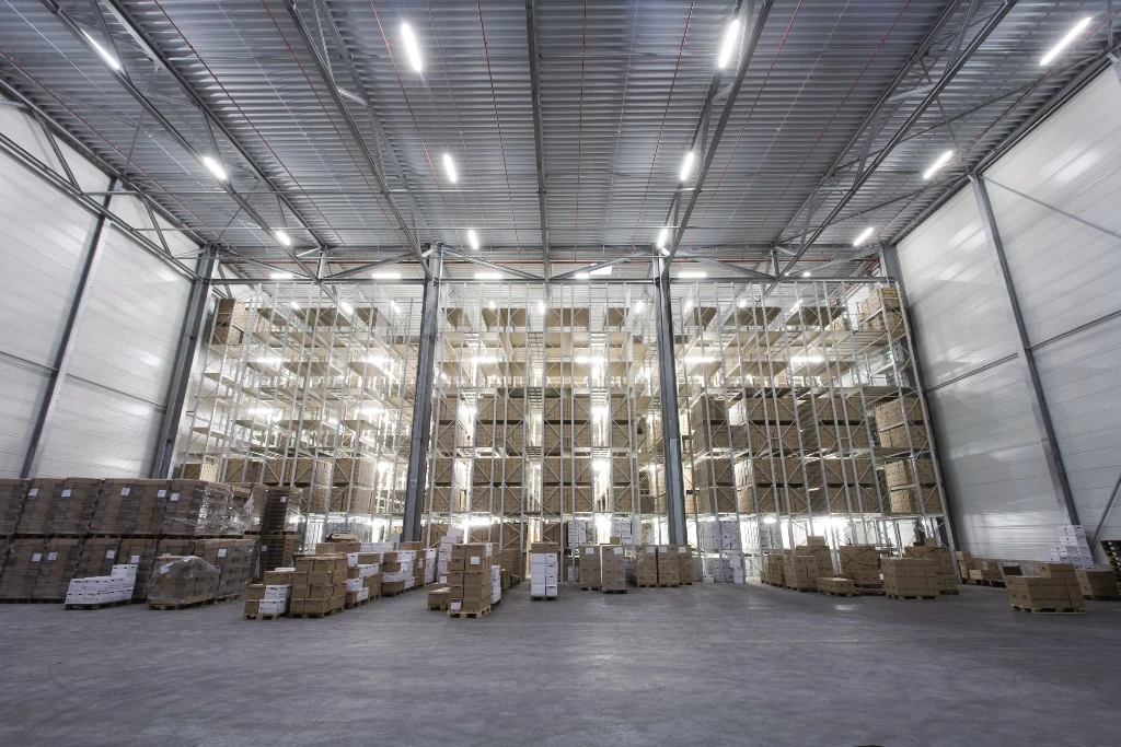 FCL Shipping - Full Container Load Logistics | Rhenus Poland