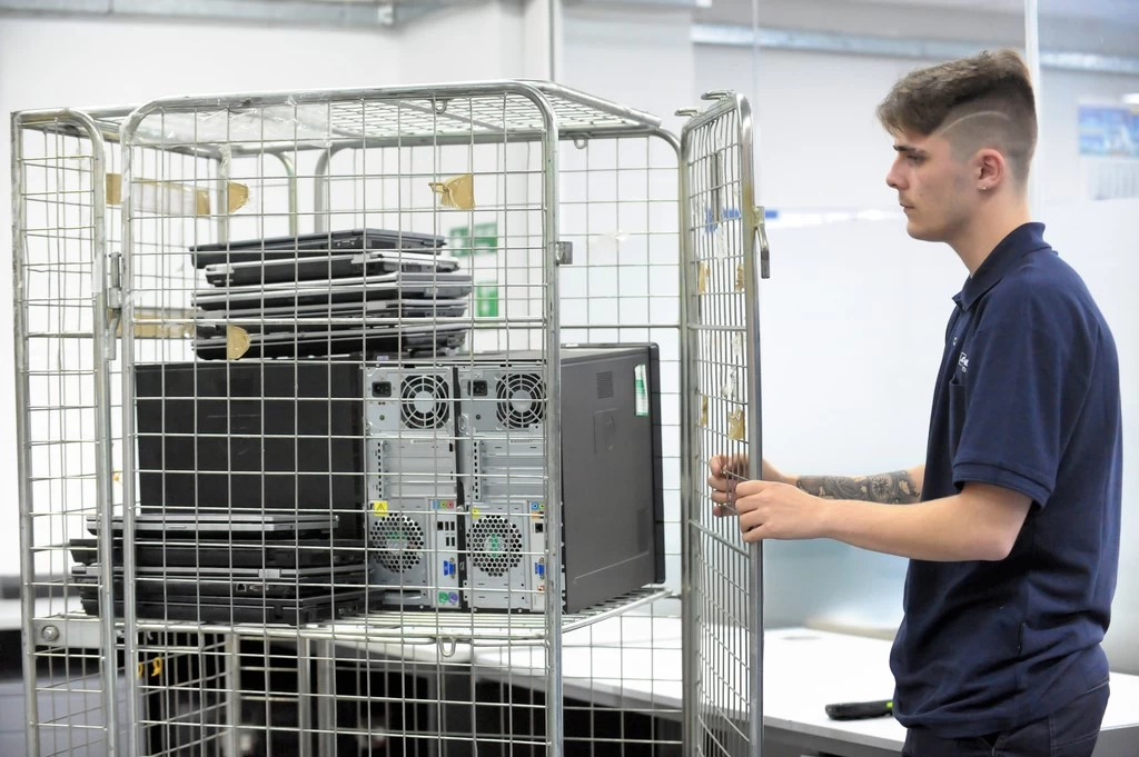 IT Equipment Relocation and IT Decommissioning | Rhenus High Tech